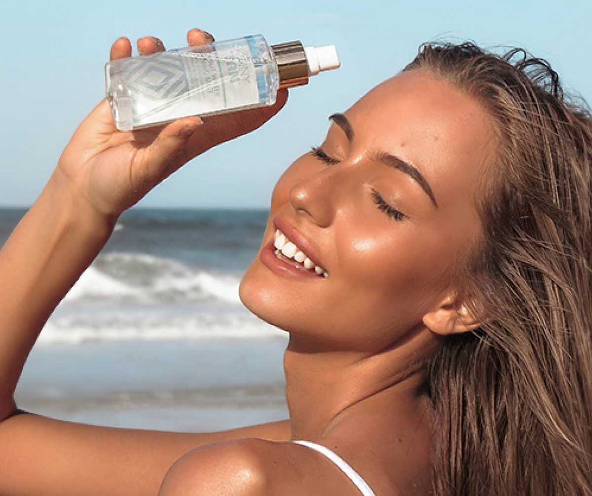 Coconut Water Tanning Mist 150ml | Skinny Tan USA – Skinny Tan (US)